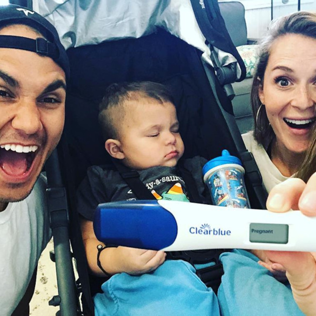 Alexa and Carlos PenaVega Expecting Baby No. 2 - E! Online - AU Alexa and Carlos PenaVega Expecting Baby No. 2 - E! Online - AU
